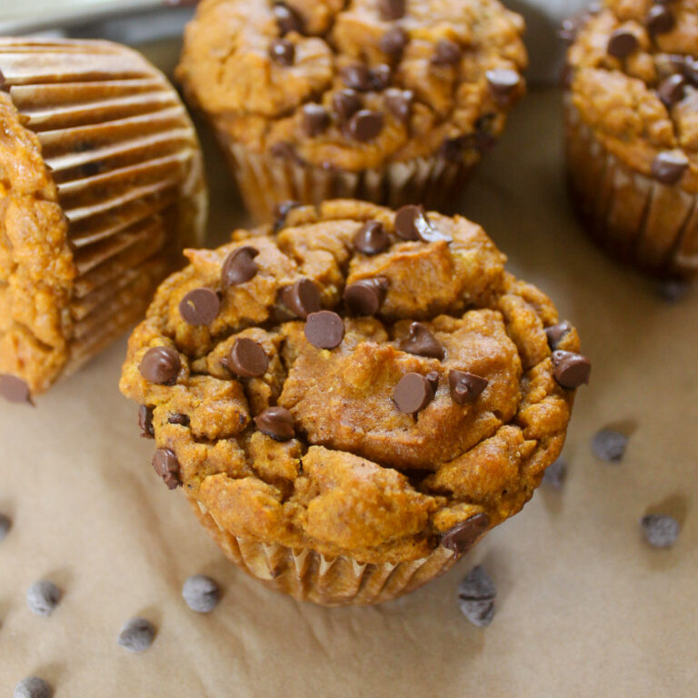 Blueberry Banana Oatmeal Muffins - Sungrown Kitchen